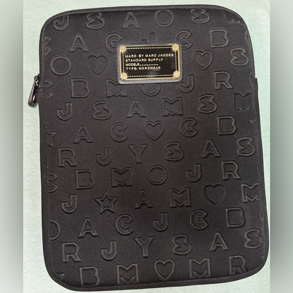 Marc By Marc Jacobs | Other | Authentic Marc By Marc Jacobs Dreamy Logo ...